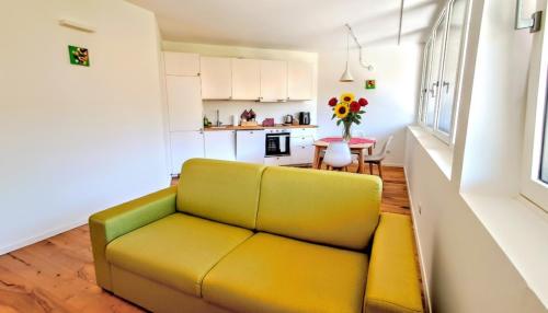 New Alps View Design Flat - Free Parking, Quiet, Hospital & Center - Trento