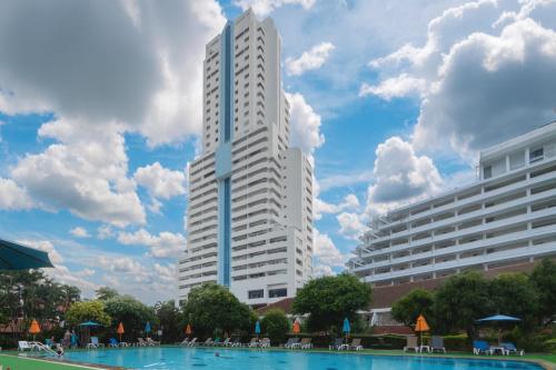 Patong Tower 2-bedroom Sea View - Patong Beach