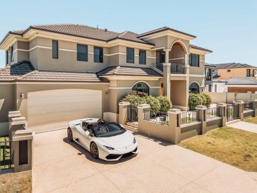 The Iluka Mirage - Sauna - Spa - Heated Pool - Fire Pit - 5br - Perth