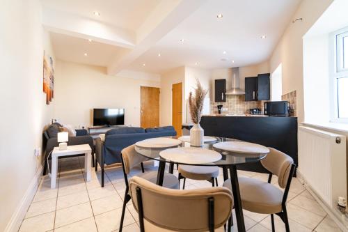 Stylish 2 Bed Flat - 1 Bath - Parking - Harbour And Centre - Folkestone