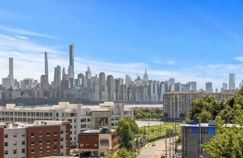 Modern Luxury 4br Home Den Nyc Views - Edgewater, NJ