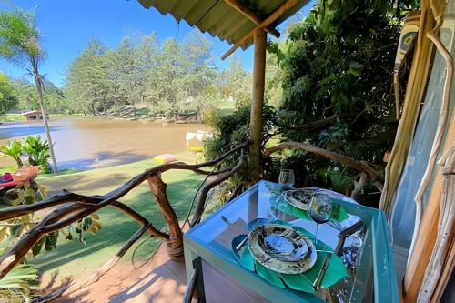 Quinta Do Vale: Casa Da Arvore - Em Meio A Mata, Cascata, Lago, Piscina, Caiaque - Itatiba
