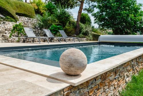 Villa superbe vue et piscine à 20 min du lac d'Annecy - Location, gîte ...