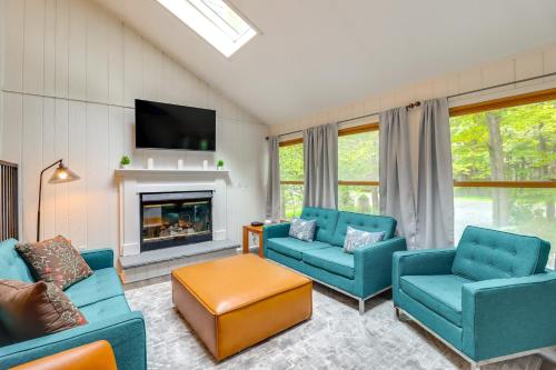 1 Mi To Lake, Golf & Ski Access: The Hideout Home! - Lake Wallenpaupack, PA