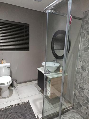 J & M Elegant Escape 2 - Centurion
