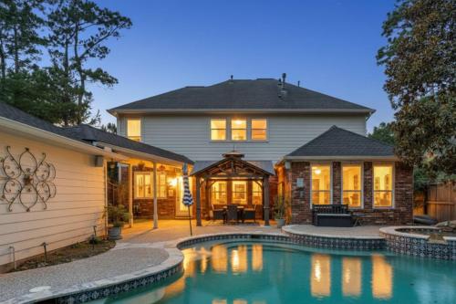 Taupewood Pl - The Woodlands, TX