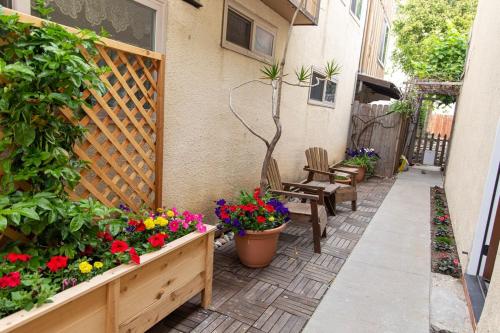 Charming Private Mission Bay Studio 2 - Birch Aquarium at Scripps Institution of Oceanography