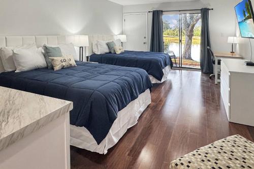 Peaceful Pond Paradise I - Studio Suite - 3123 - Wesley Chapel, FL