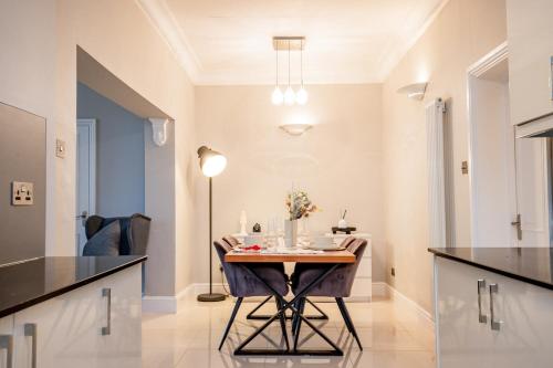 Marchmont, Parabola Road - Cheltenham