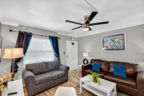 Sunset Beach Suites Unit 6 - St. Pete Beach, FL