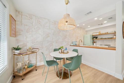 Luxury Beach & Pool House Oasis By Cali Villas - Jetty Park, Port Canaveral