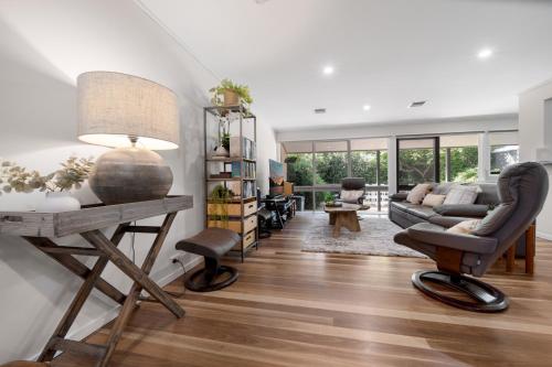 Gorgeous 2-bed Townhouse With Patio, Bbq & Parking - Canberra