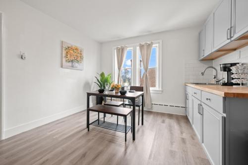 Downtown Hartford 2br Family Pet Friendly - Hartford, CT