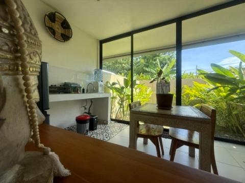 Pura Vida - Uluwatu