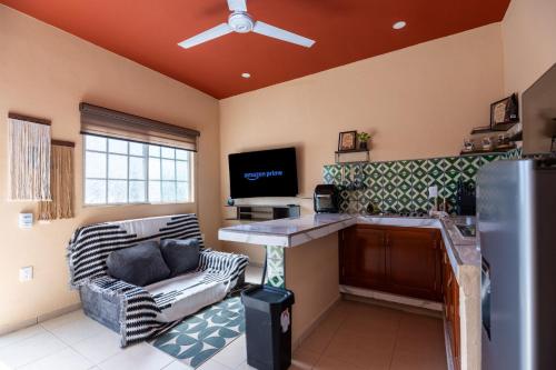 Starlink Wi-fi, 4min To Beach & Downtown, Laundry Service Included, Petsok - Lo de Marcos