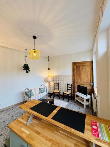 La pause du vignoble - Location saisonnière, 1, Rue Carnot, 51500 Rilly ...