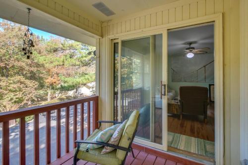 Dog Friendly! Hot Springs Condo W/ Private Balcony - Hot Springs Village, AR