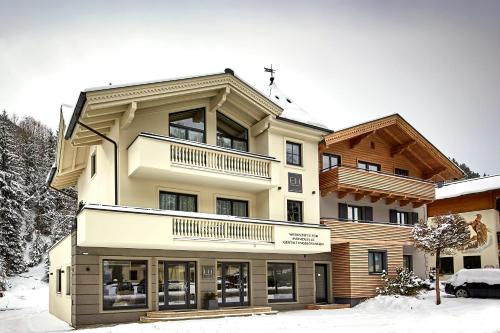 Huttl Relax Appartements - Saalbach-Hinterglemm