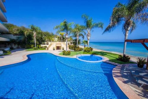 Luxury Beachfront Condo Ocean View & Infinity Pool - Punta Mita