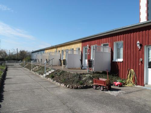Gemutlicher Aufenthalt Am Wieker Hafen - Wiek