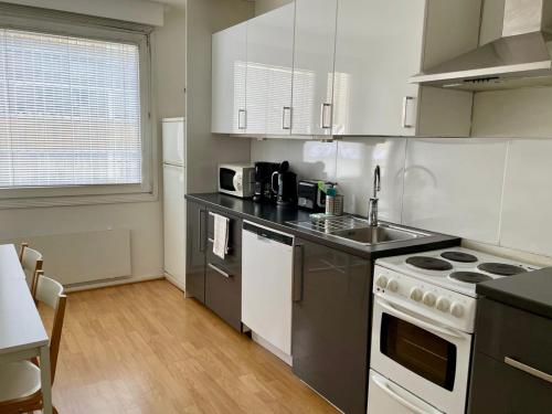 Downtown Apartment For 4 - Kotimaailma - Turku