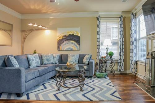 Modern 5br Retreat With Office Fully Furnished - Duluth, GA