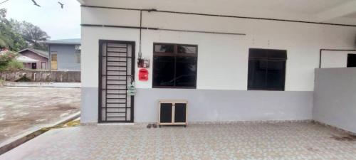 Rumah Kelabu Sungai Tiram Ulu Tiram - Johor