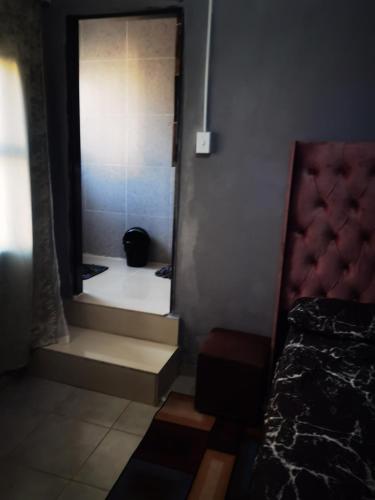 Yellow Stars Guesthouse Aa - Johannesburg