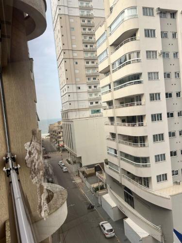 Apto A 80 Metros Do Mar Para 8 Pessoas - Itapema