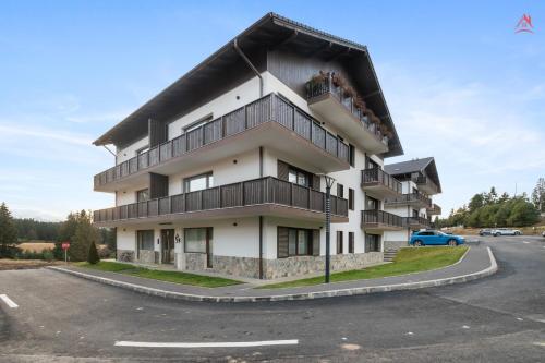 Grand Chalet Holiday Apartment Poiana Brasov - Brașov, Rumanía