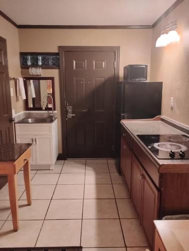 2 Double Bed Studio With Full Kitchen 112 - Baton Rouge