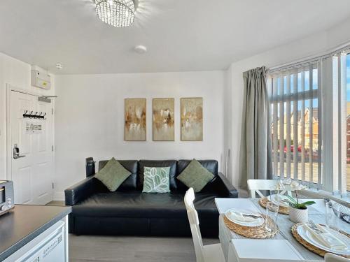 Granada Apartments Holmfield Rd - Blackpool