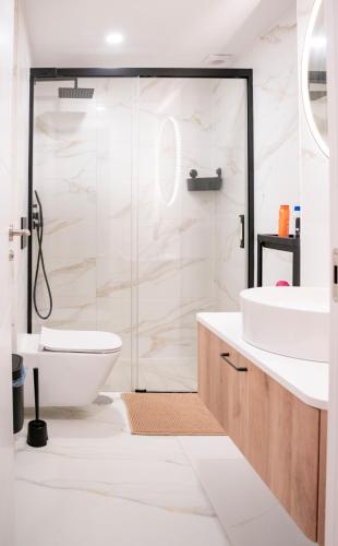 Luxury Apartment Near Madrid, Airport, Ifema, City Center - Madrid