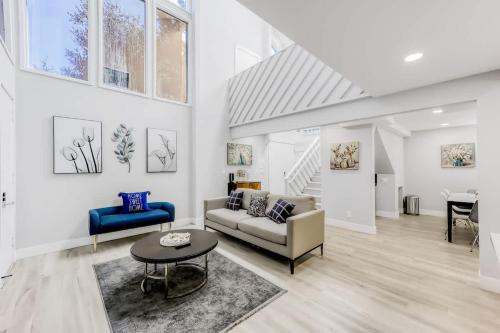 497-upscale Family Home W Ac & Patio Near Meta & Stanford - Mountain View, CA