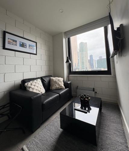 Skyline Residences - Room 913 - Flinders Street Railway Station - Melbourne