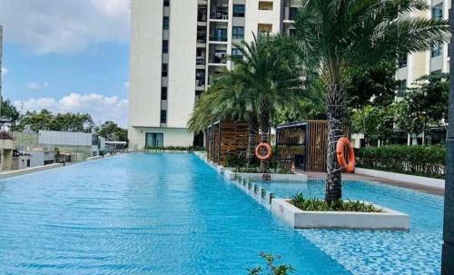 Luxury Apartment In Central District 10 With Pool & Gym - Ho Chi Minh City