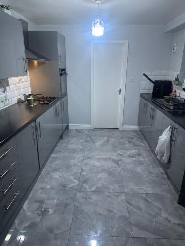 The Cozy Modern Stay - Gateshead