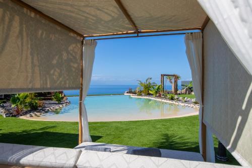 Experiencia Habitacion Burbuja Con Jacuzzi Privado, Piscina Y Vistas Al Mar - Tenerife