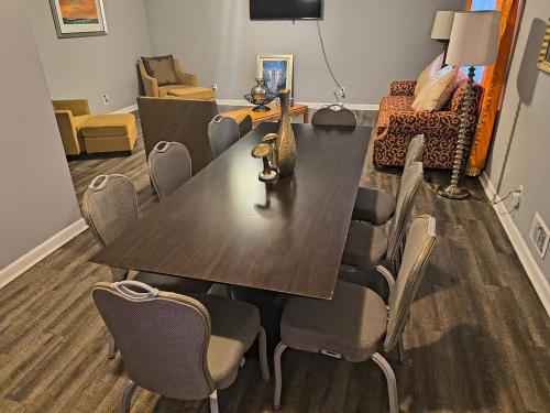 Macon 3br Duplex | Bbq, Parking & Comfort - Macon, GA