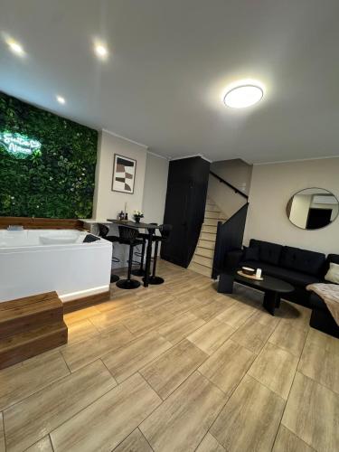 La Suite Nova - Jacuzzi - Valenciennes