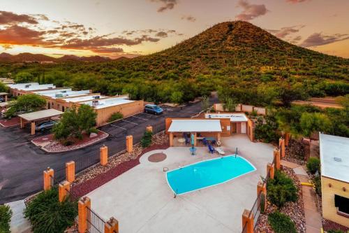 Pool, 2 Br 2 Ba, Patio, Near Jw Marriott - Tucson, AZ