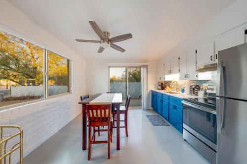 Cozy And Bright, 2 Br 1 Ba, Central, Spotless - Tucson, AZ