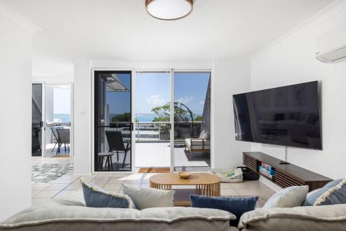 Nelson Towers- Overlooking The Bay - Port Stephens