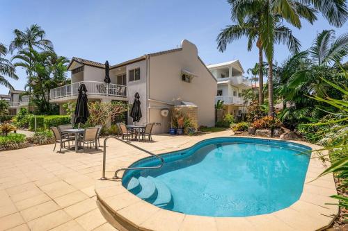 Noosaville Riverside Hideaway Lush Gardens & River - Noosaville