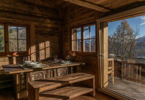 Chalet With Fireplace And Sauna - Innertkirchen