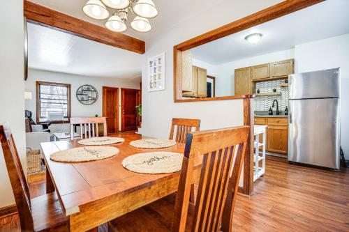 Pet-friendly Saint Paul Home W/ Shared Yard! - Saint Paul, MN
