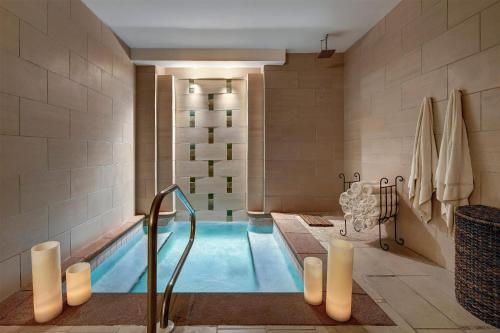 Hilton Vacation Club Bayside Resort Panama City Beach - Panama City, FL