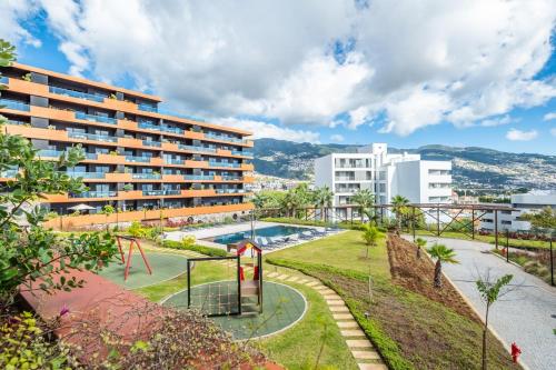 Apartamento Moderno T2 Com Patios E Acesso A Piscina - Funchal