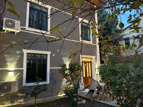 Hostel Vila H - Tirana