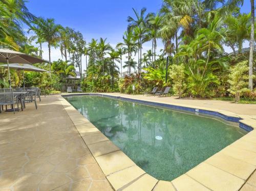 The Villas Palm Cove-private Pool In Each Villa - Palm Cove